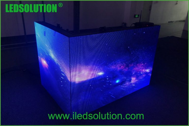 P3.91 Outdoor Corner LED Display | LEDSOLUTION:LED Display,LED Screen ...